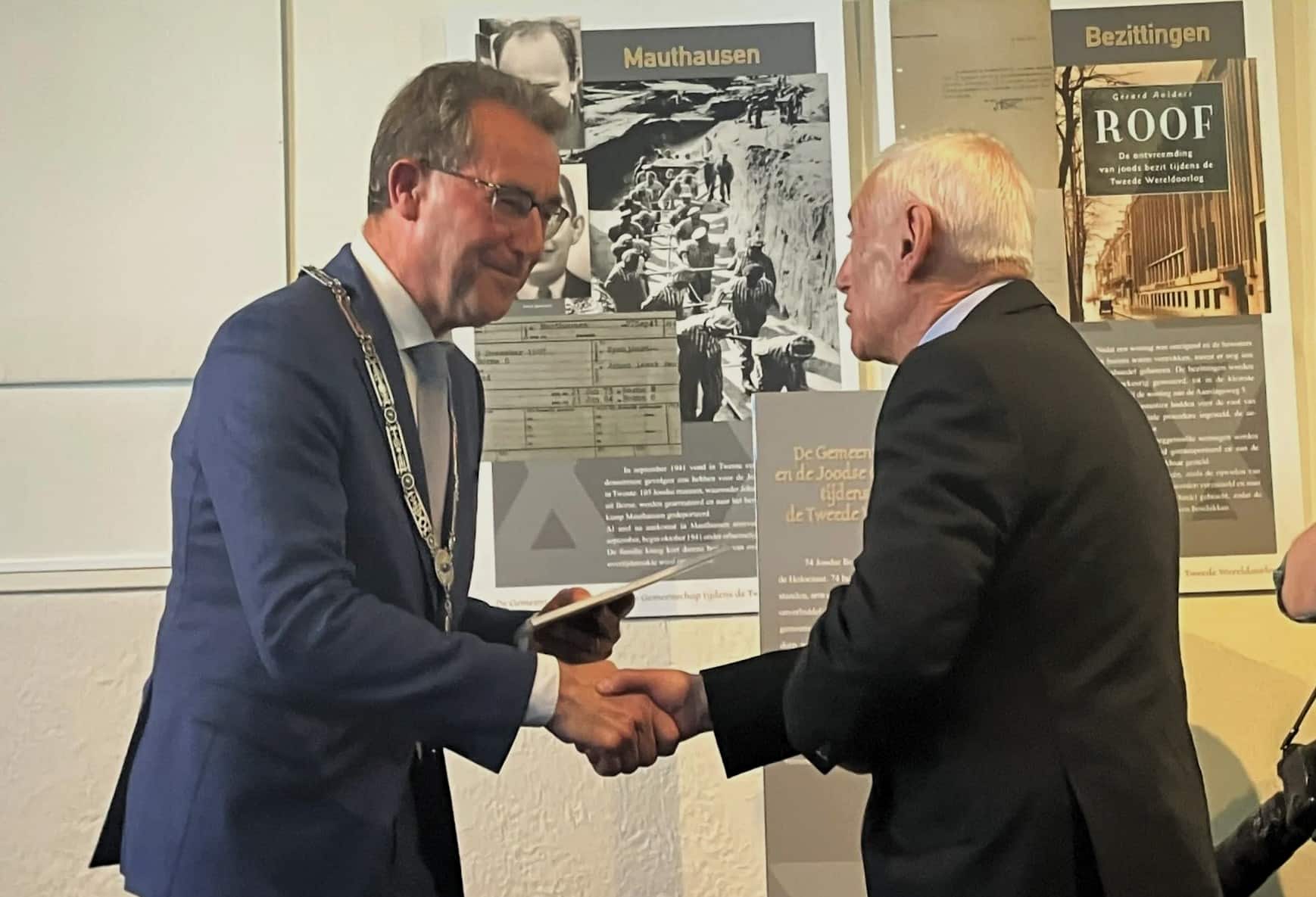 Gemeente Borne biedt excuses aan voor rol gemeente bij Jodenvervolging - Borne